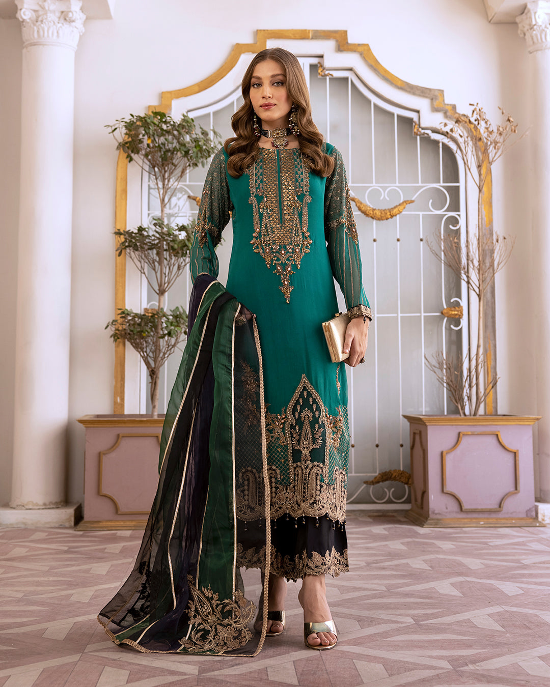 Trending Ready to Wear for Women in Pakistan | Ain Online Store